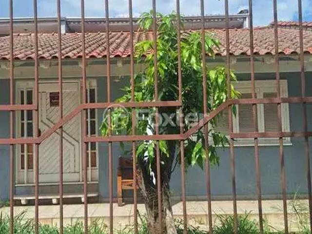 Casa / Sobrado para Venda em Porto Alegre/RS Anchieta 4 Quartos