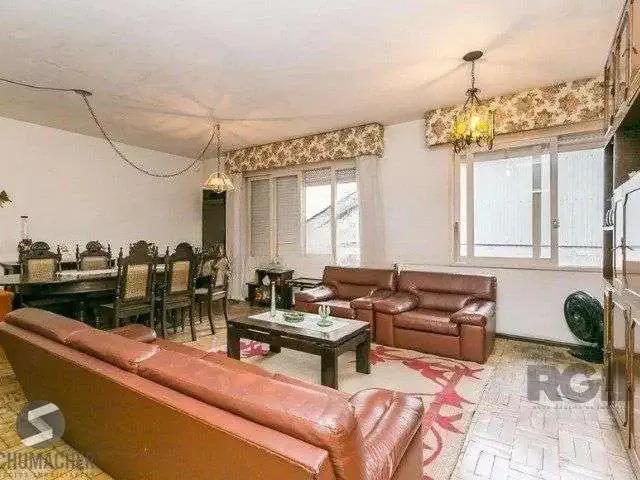 Casa / Sobrado para Venda em Porto Alegre/RS Auxiliadora 4 Quartos