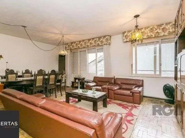 Casa / Sobrado para Venda em Porto Alegre/RS Auxiliadora 4 Quartos