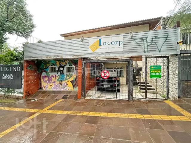 Casa / Sobrado para Venda em Porto Alegre/RS Auxiliadora 5 Quartos