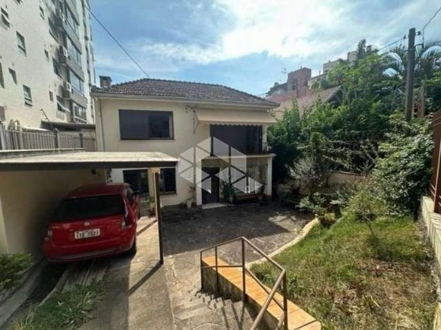Casa / Sobrado para Venda em Porto Alegre/RS Auxiliadora 3 Quartos