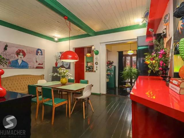 Casa / Sobrado para Venda em Porto Alegre/RS Auxiliadora 3 Quartos