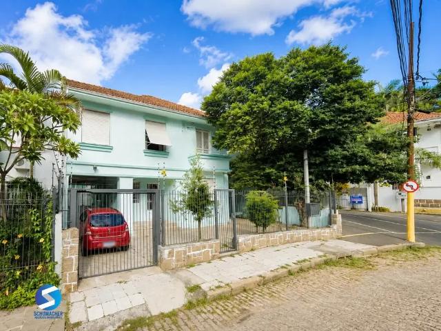 Casa / Sobrado para Venda em Porto Alegre/RS Auxiliadora 3 Quartos