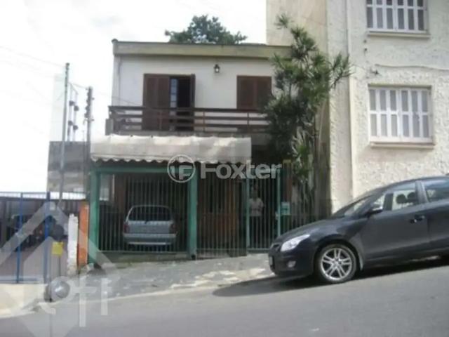 Casa / Sobrado para Venda em Porto Alegre/RS Auxiliadora 3 Quartos