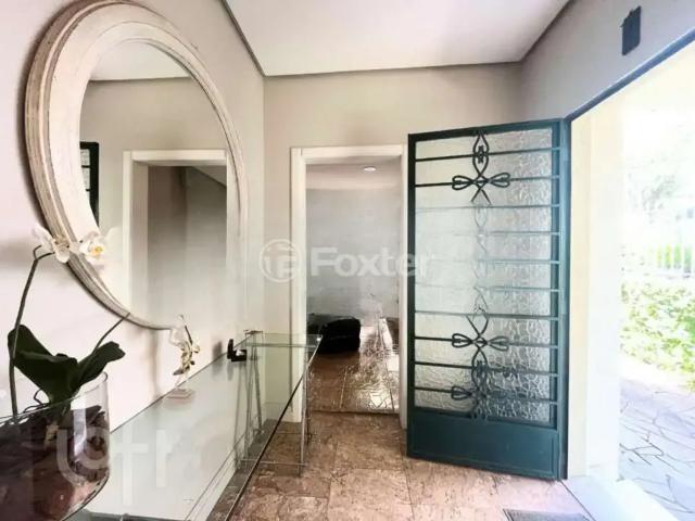 Casa / Sobrado para Venda em Porto Alegre/RS Auxiliadora 3 Quartos