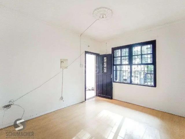 Casa / Sobrado para Venda em Porto Alegre/RS Auxiliadora 3 Quartos