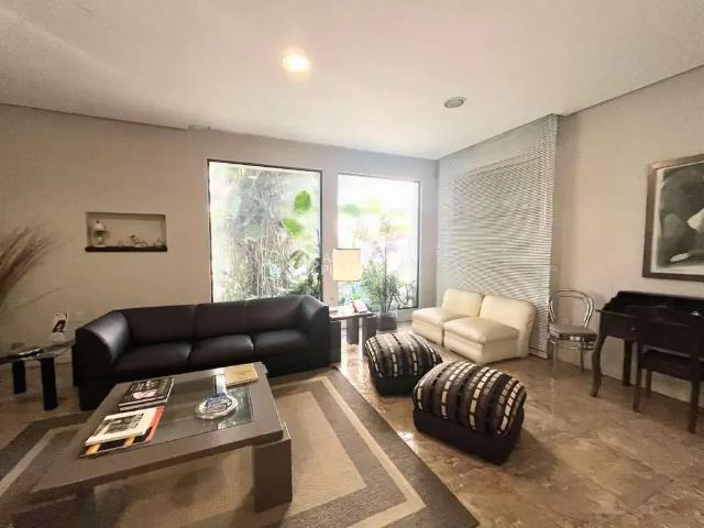 Casa / Sobrado para Venda em Porto Alegre/RS Auxiliadora 3 Quartos