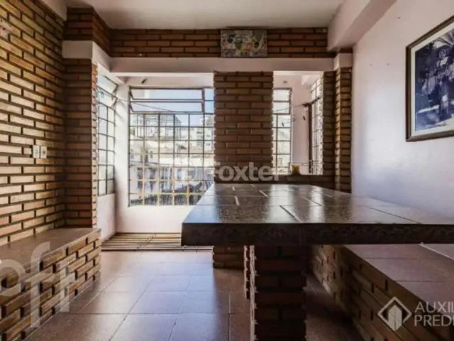 Casa / Sobrado para Venda em Porto Alegre/RS Auxiliadora 3 Quartos