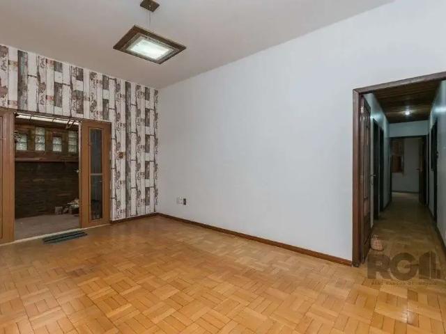 Casa / Sobrado para Venda em Porto Alegre/RS Auxiliadora 3 Quartos