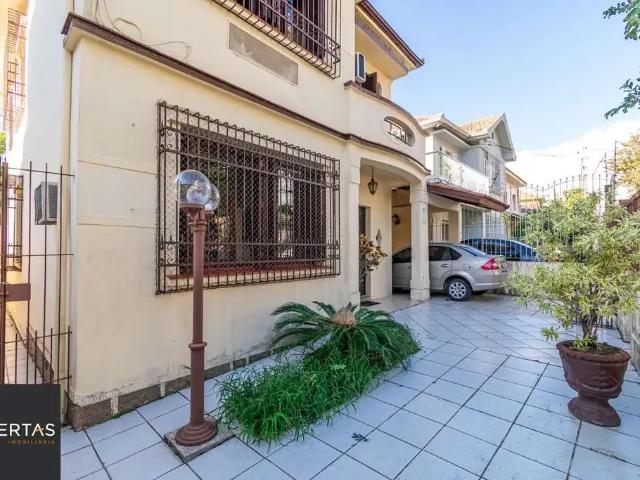 Casa / Sobrado para Venda em Porto Alegre/RS Azenha 3 Quartos