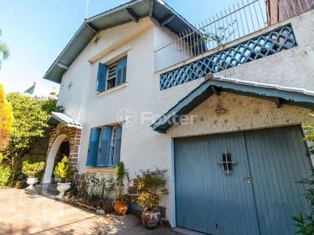 Casa / Sobrado para Venda em Porto Alegre/RS Azenha 3 Quartos