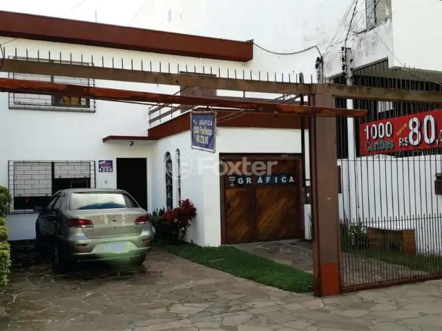 Casa / Sobrado para Venda em Porto Alegre/RS Azenha 3 Quartos