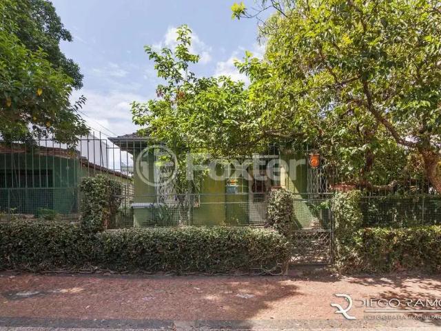 Casa / Sobrado para Venda em Porto Alegre/RS Azenha 3 Quartos