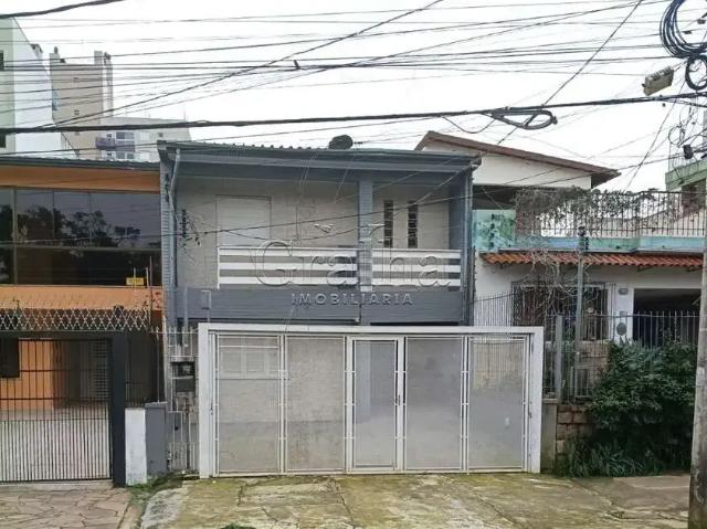 Casa / Sobrado para Venda em Porto Alegre/RS Azenha 3 Quartos