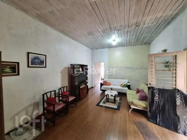 Casa / Sobrado para Venda em Porto Alegre/RS Azenha 1 Quartos
