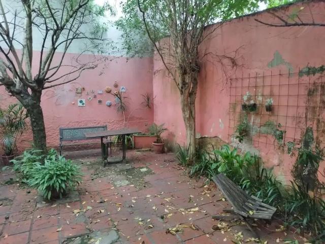 Casa / Sobrado para Venda em Porto Alegre/RS Azenha 2 Quartos