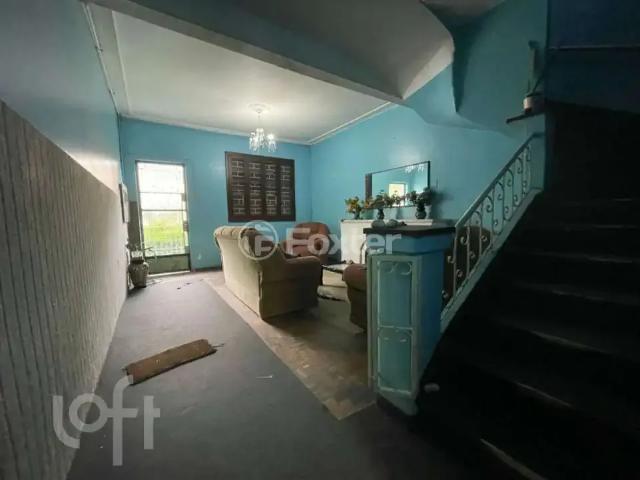 Casa / Sobrado para Venda em Porto Alegre/RS Azenha 4 Quartos