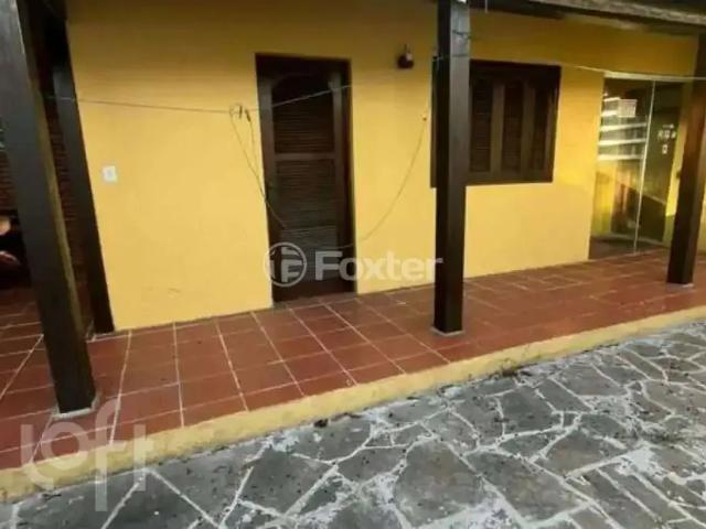 Casa / Sobrado para Venda em Porto Alegre/RS Azenha 5 Quartos