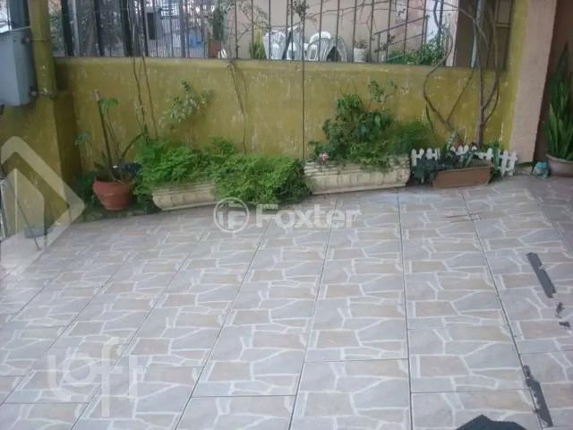 Casa / Sobrado para Venda em Porto Alegre/RS Azenha 6 Quartos
