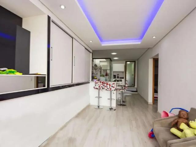 Casa / Sobrado para Venda em Porto Alegre/RS Bela Vista 3 Quartos
