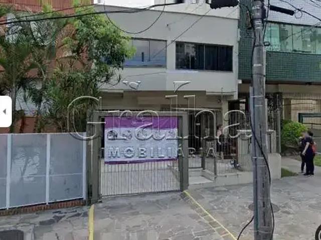 Casa / Sobrado para Venda em Porto Alegre/RS Bela Vista 4 Quartos
