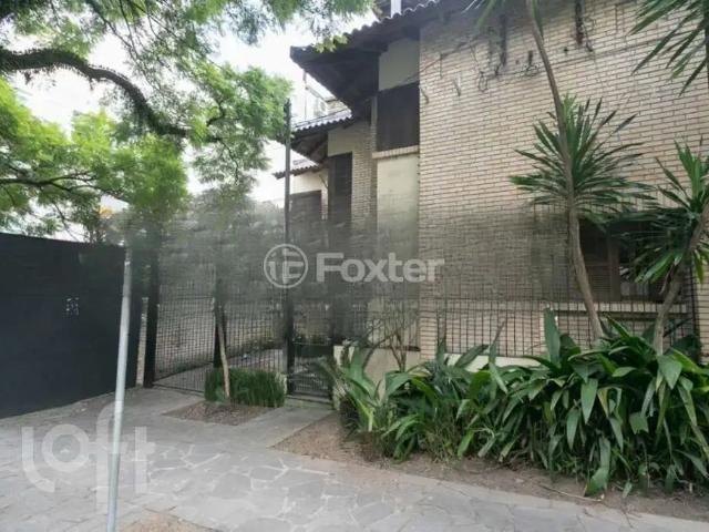 Casa / Sobrado para Venda em Porto Alegre/RS Bela Vista 4 Quartos