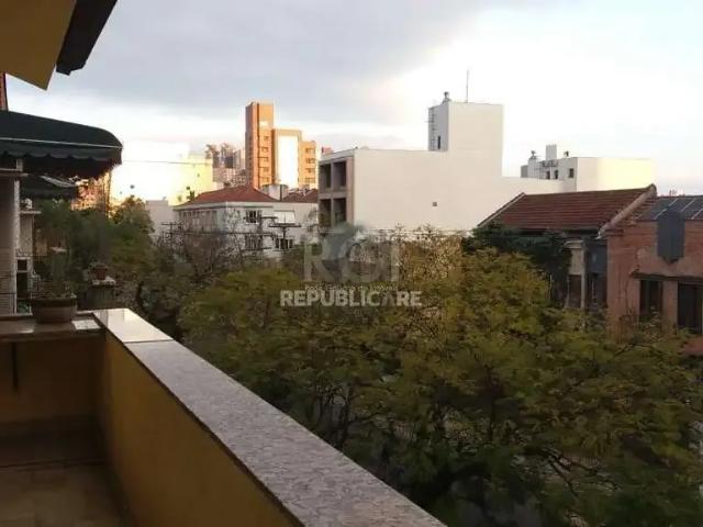 Casa / Sobrado para Venda em Porto Alegre/RS Bela Vista 5 Quartos