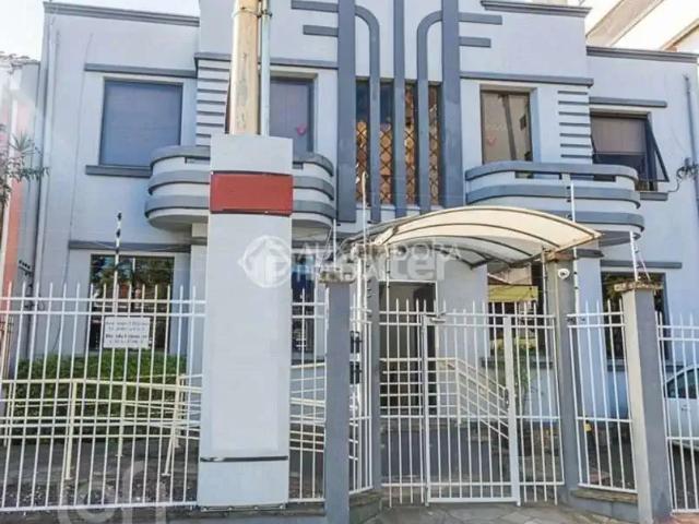 Casa / Sobrado para Venda em Porto Alegre/RS Bela Vista 6 Quartos