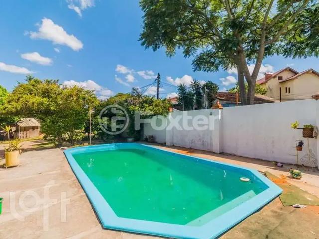 Casa / Sobrado para Venda em Porto Alegre/RS Belém Velho 4 Quartos