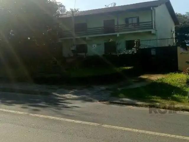 Casa / Sobrado para Venda em Porto Alegre/RS Belém Velho 3 Quartos