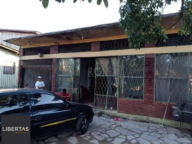 Casa / Sobrado para Venda em Porto Alegre/RS Belém Velho 3 Quartos