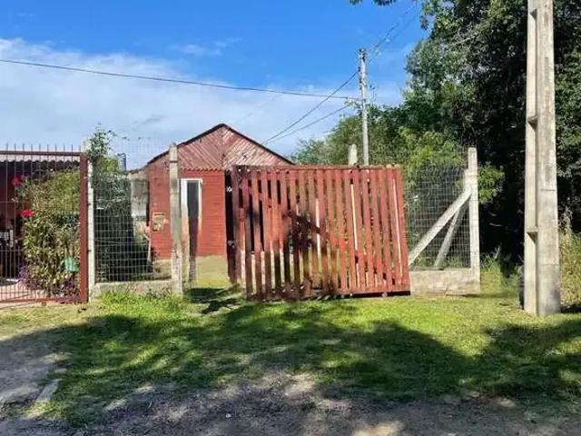 Casa / Sobrado para Venda em Porto Alegre/RS Belém Novo 2 Quartos