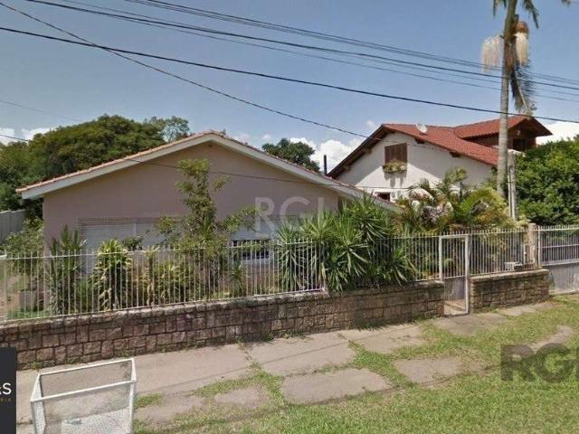 Casa / Sobrado para Venda em Porto Alegre/RS Belém Novo 3 Quartos