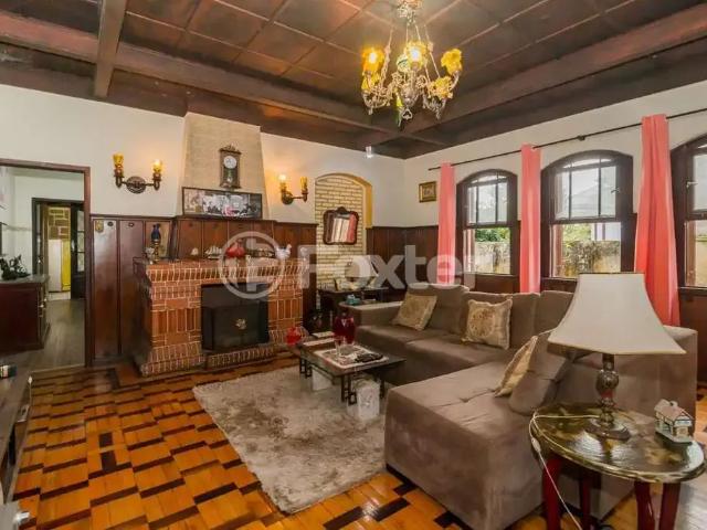 Casa / Sobrado para Venda em Porto Alegre/RS Belém Novo 3 Quartos