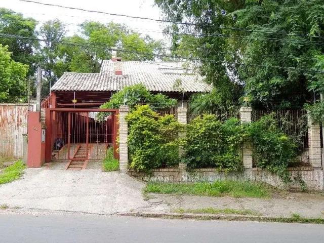 Casa / Sobrado para Venda em Porto Alegre/RS Belém Novo 3 Quartos