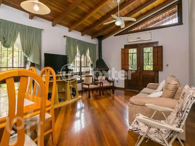 Casa / Sobrado para Venda em Porto Alegre/RS Belém Novo 3 Quartos