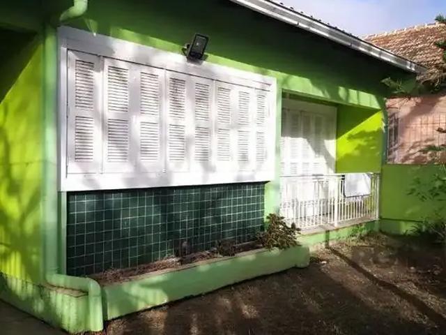 Casa / Sobrado para Venda em Porto Alegre/RS Belém Novo 4 Quartos