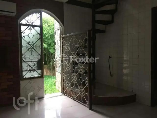 Casa / Sobrado para Venda em Porto Alegre/RS Belém Novo 5 Quartos