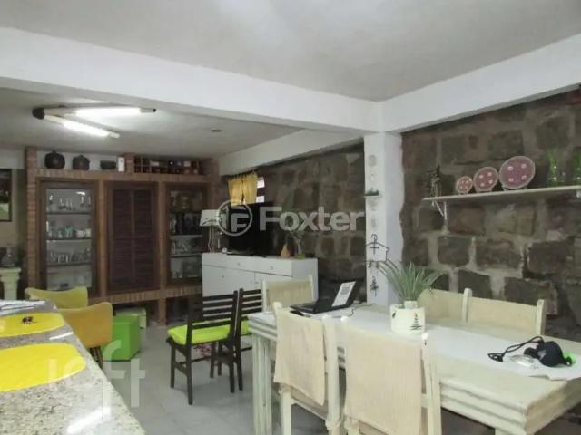 Casa / Sobrado para Venda em Porto Alegre/RS Bom Jesus 3 Quartos