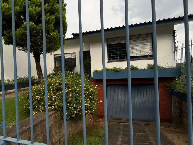 Casa / Sobrado para Venda em Porto Alegre/RS Boa Vista 3 Quartos