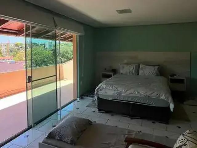 Casa / Sobrado para Venda em Porto Alegre/RS Boa Vista 3 Quartos