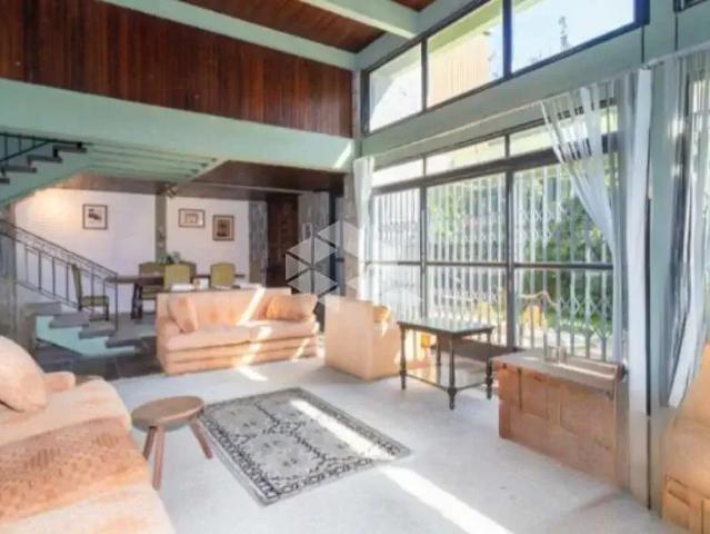 Casa / Sobrado para Venda em Porto Alegre/RS Boa Vista 2 Quartos