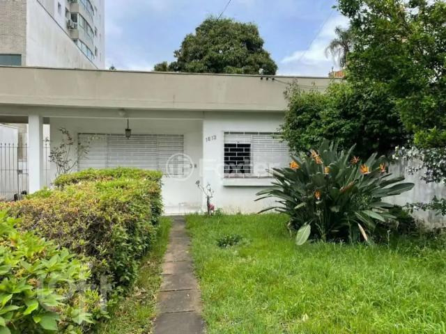 Casa / Sobrado para Venda em Porto Alegre/RS Boa Vista 2 Quartos