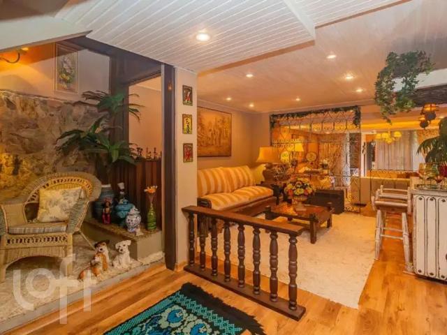 Casa / Sobrado para Venda em Porto Alegre/RS Boa Vista 4 Quartos