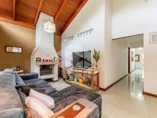 Casa / Sobrado para Venda em Porto Alegre/RS Camaquã 5 Quartos