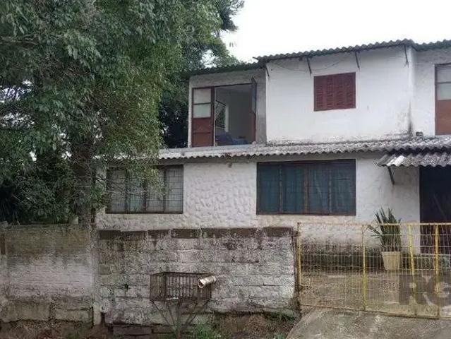 Casa / Sobrado para Venda em Porto Alegre/RS Camaquã 5 Quartos