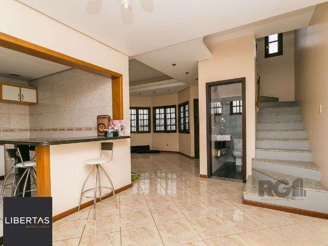 Casa / Sobrado para Venda em Porto Alegre/RS Campo Novo 3 Quartos