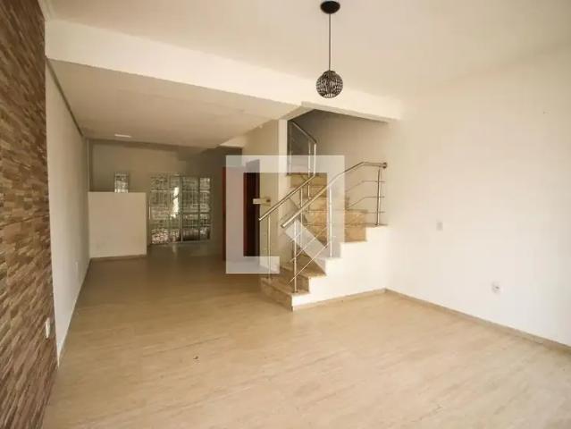 Casa / Sobrado para Venda em Porto Alegre/RS Campo Novo 3 Quartos