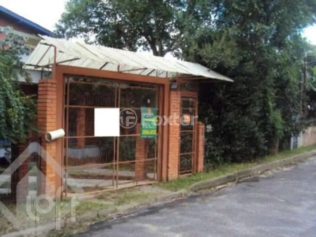 Casa / Sobrado para Venda em Porto Alegre/RS Campo Novo 4 Quartos
