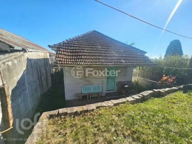 Casa / Sobrado para Venda em Porto Alegre/RS Cascata 2 Quartos